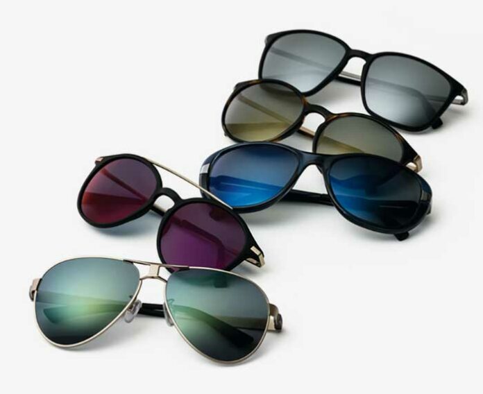 Neue Sonnenbrillengläser mit Spiegeleffekt ZEISS DuraVision Flash UV ...